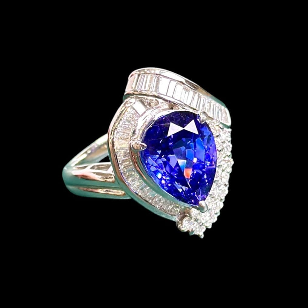 7.09ct Tanzanite & 1.18ct White Diamond Ring set in Platinum – Luxury Promise