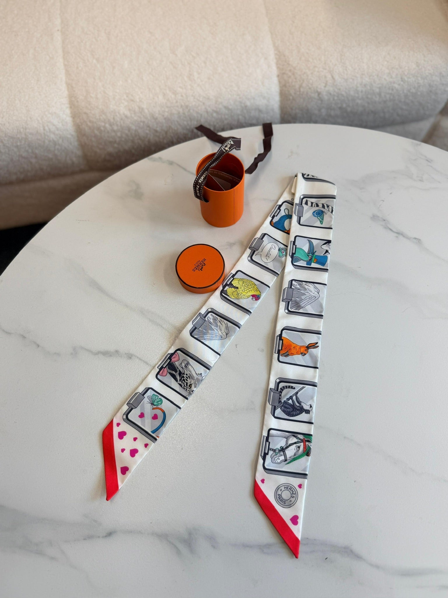 Hermès Twilly Scarf - White Animal Gallery – Luxury Promise