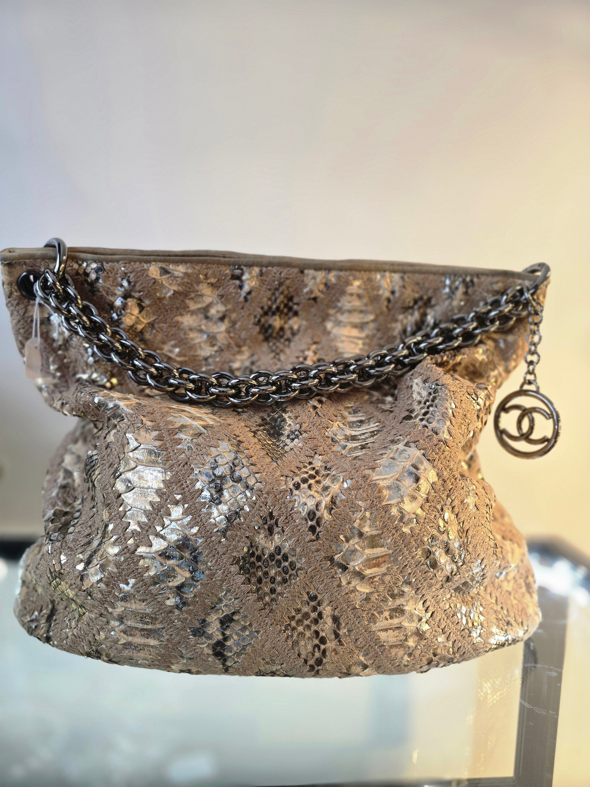 CHANEL GOLDEN PYTHON STYLE SHOULDER BAG OP3838 – Luxury Promise