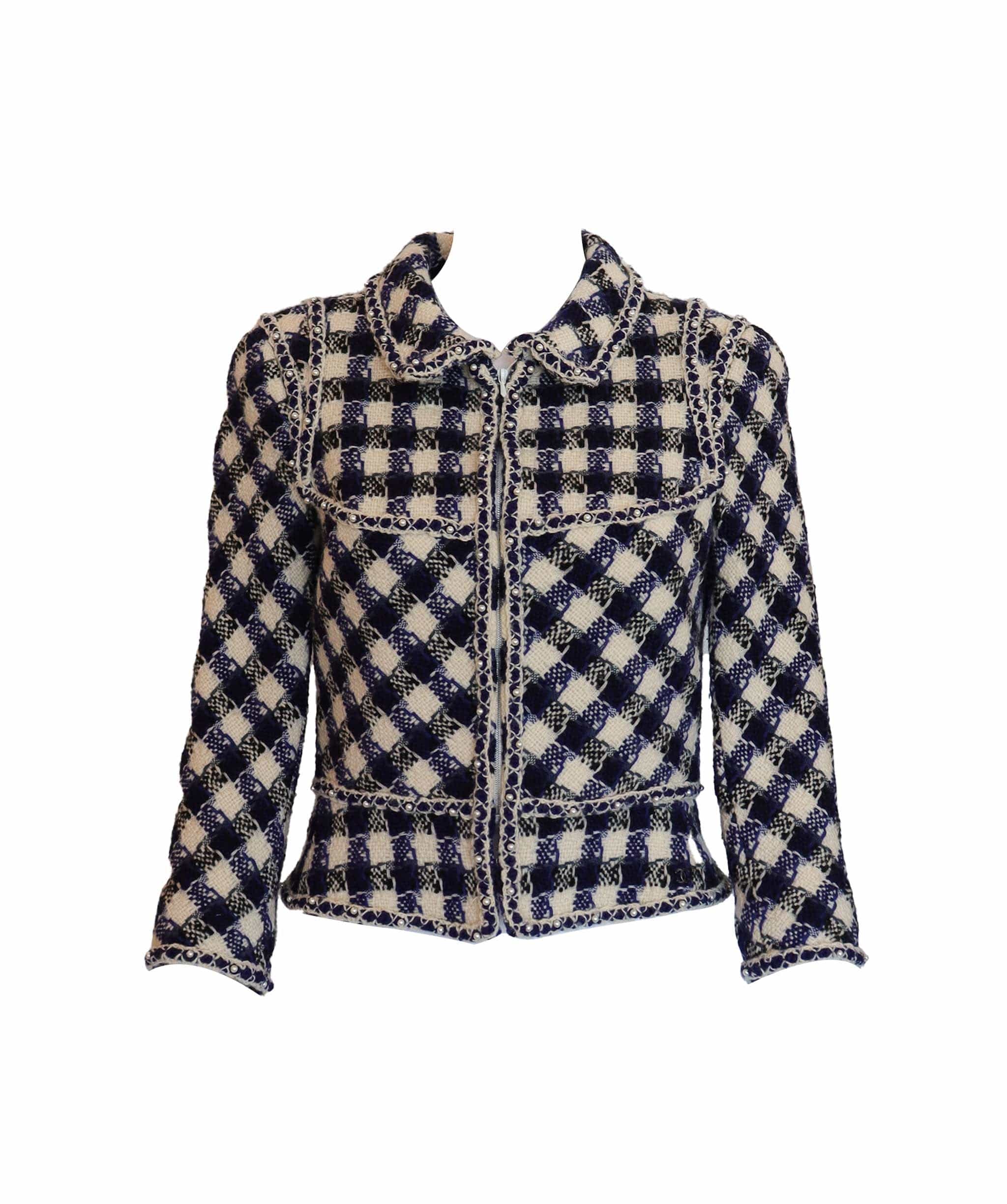 CHANEL 2006 Navy Gingham Pearl Embellished Jacket DXBS2951 – Luxury Promise