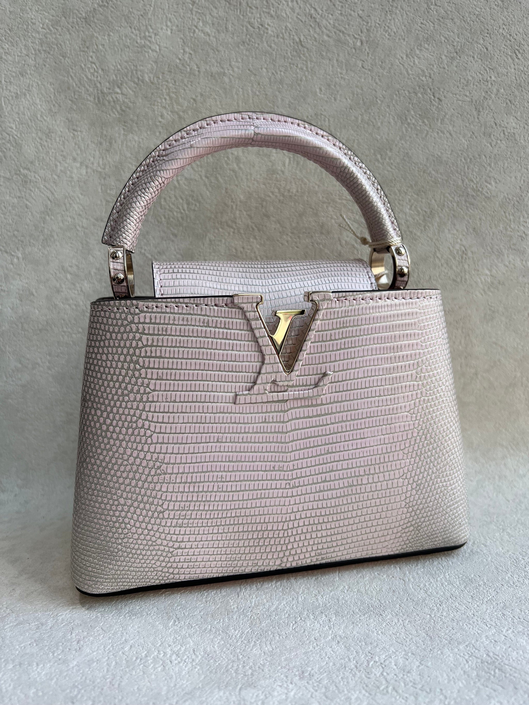 Buy Pre Loved Louis Vuitton Capucine Mini Pink Lizard LGHW SYCYB1057 ...