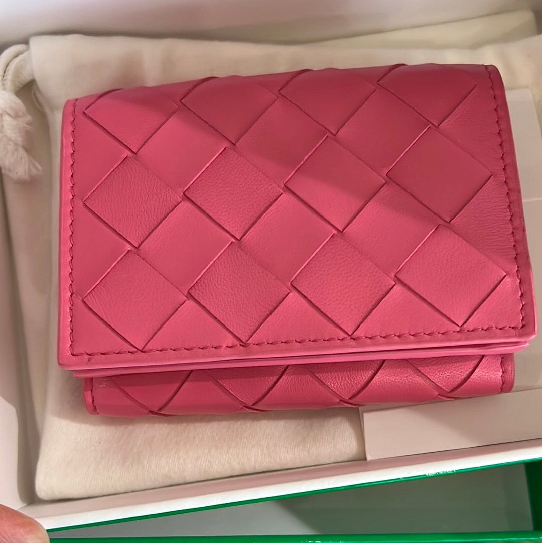 Bottega tri fold wallet pink ASL6294 – Luxury Promise