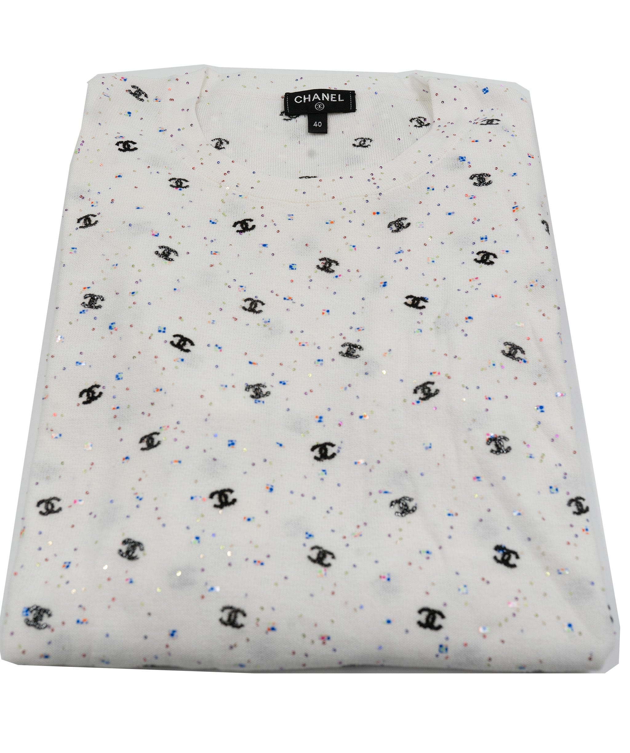 Chanel white top with CC detail ALC0159 – Luxury Promise