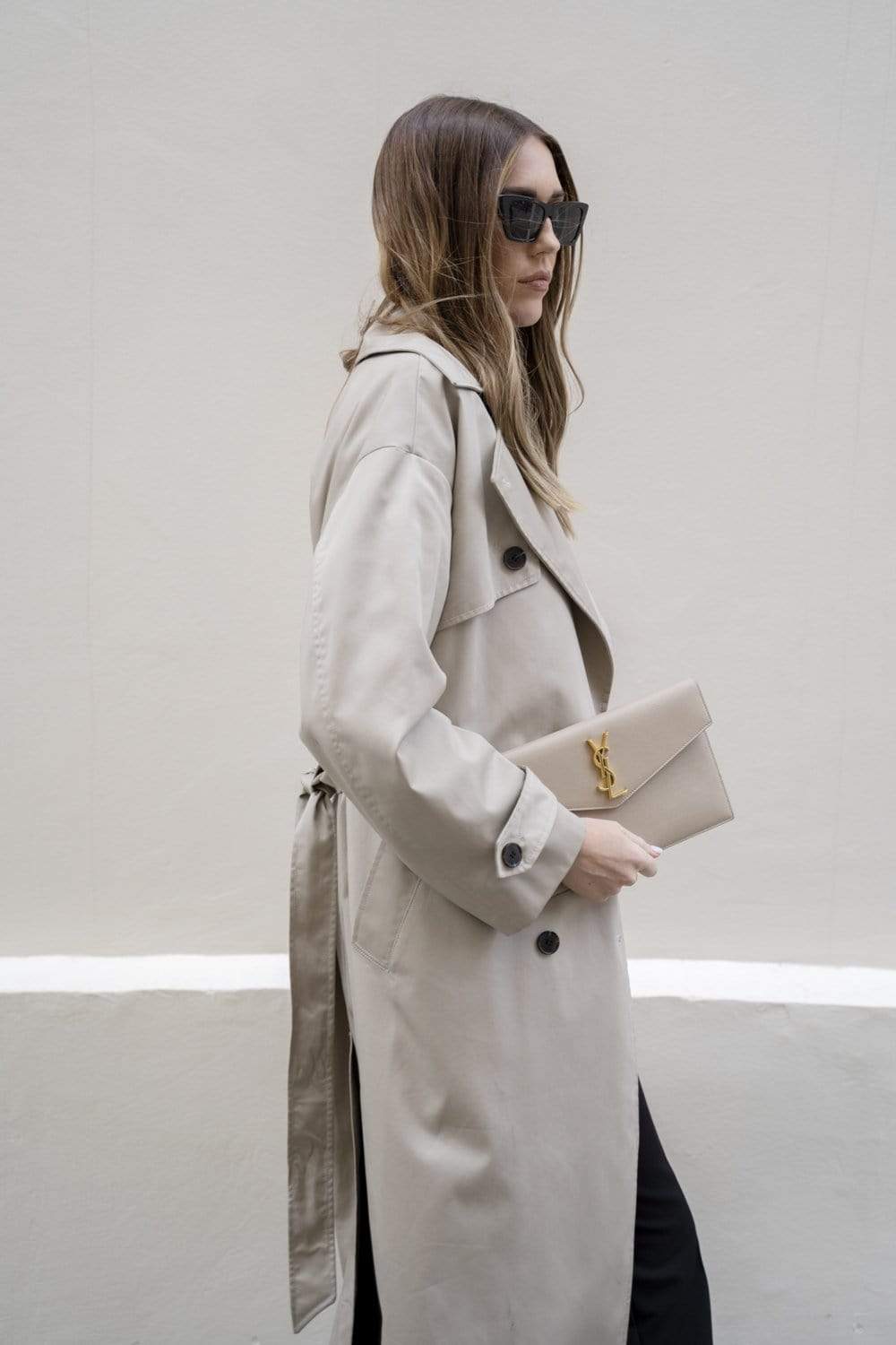 YSL Envelope Beige Clutch - ASL1833 – LuxuryPromise